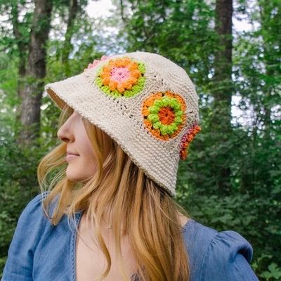 10 Beautiful Free Crochet Flower Patterns for All Skill Levels