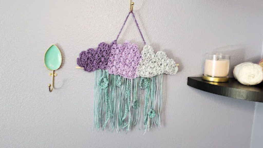 How to Freeform Crochet a Storm Cloud - Littlejohn's Yarn
